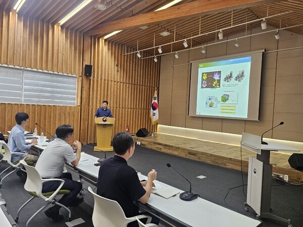 Korea Forest Research Institute explores cutting-edge 'phenomics ...